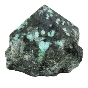 Green Crystals Explained - Crystal Vaults