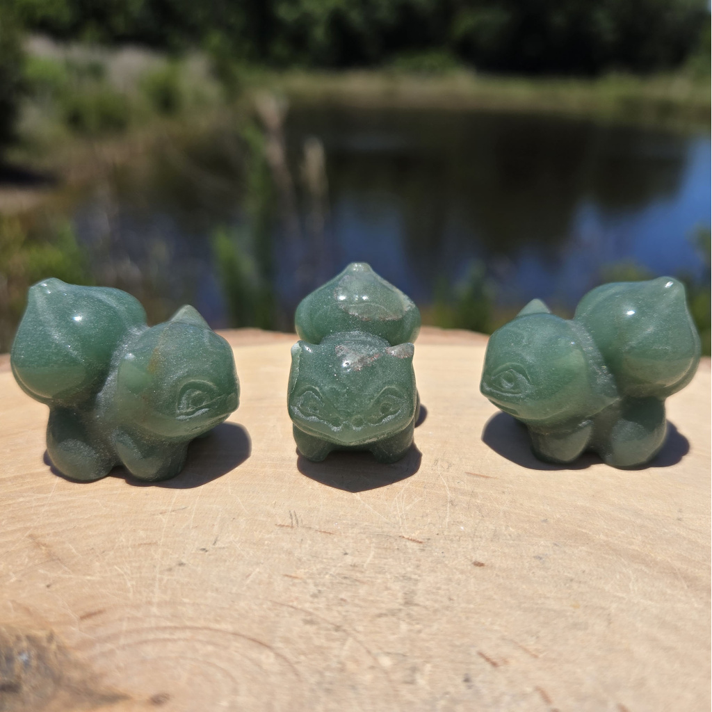 Green Aventurine Bulbasaur - Crystal Vaults