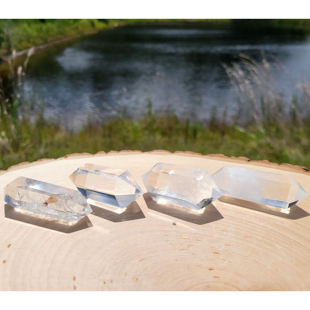 How Do I Use a Double Terminated Crystal? - Crystal Vaults