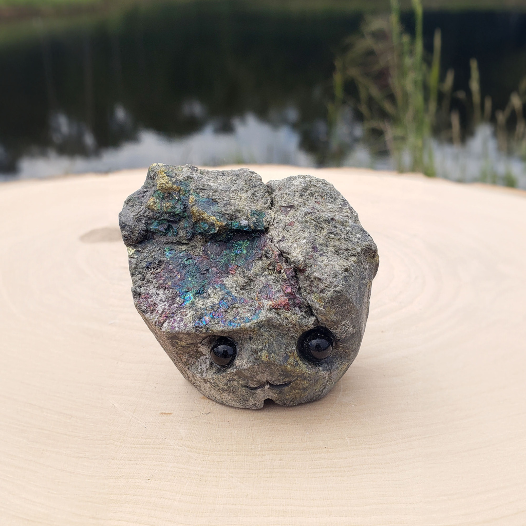 Peacock Ore Crystal Pet - Crystal Vaults