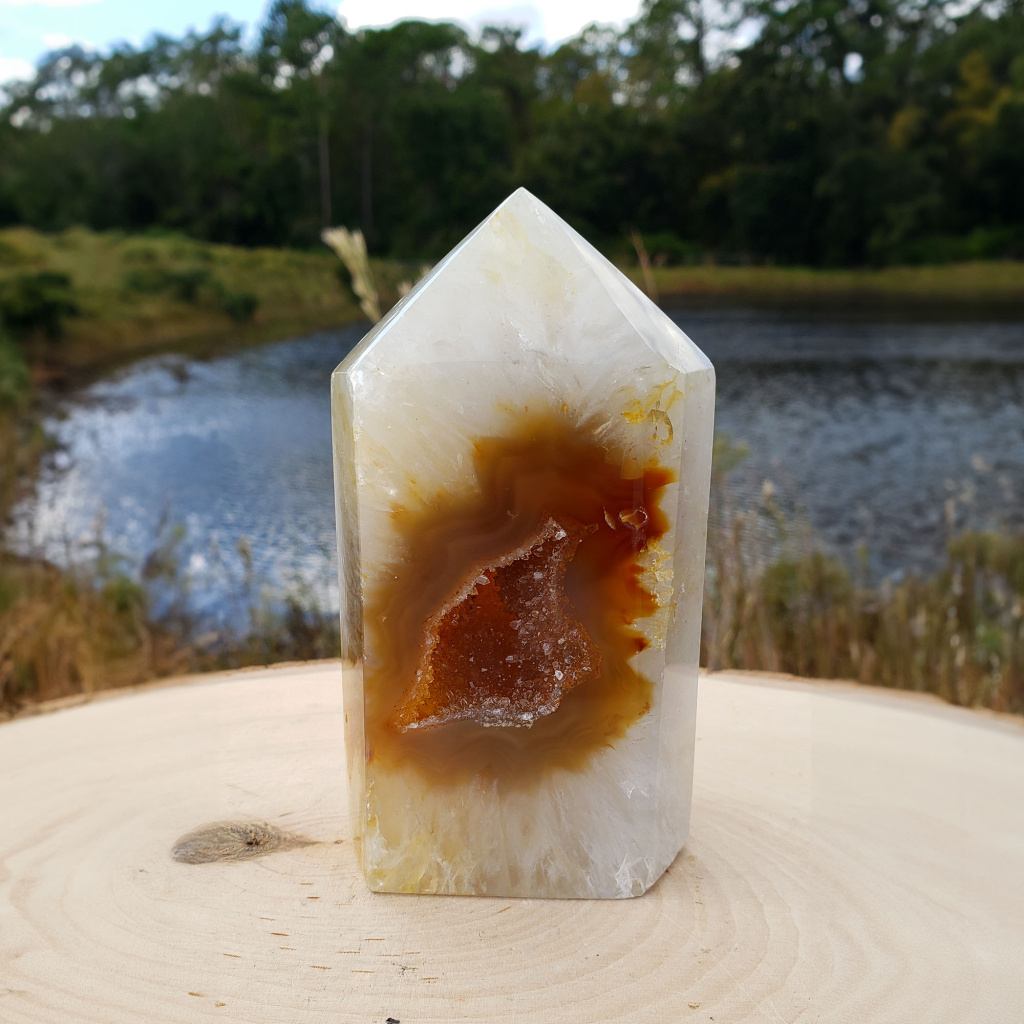 Agate Druzy Point - Crystal Vaults