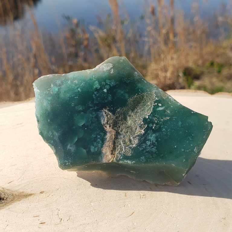 Mtorolite Chrome Chrysoprase Plate - Crystal Vaults