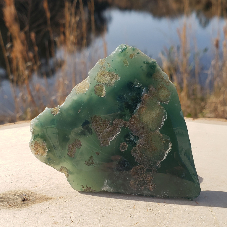 Mtorolite Chrome Chrysoprase Plate - Crystal Vaults