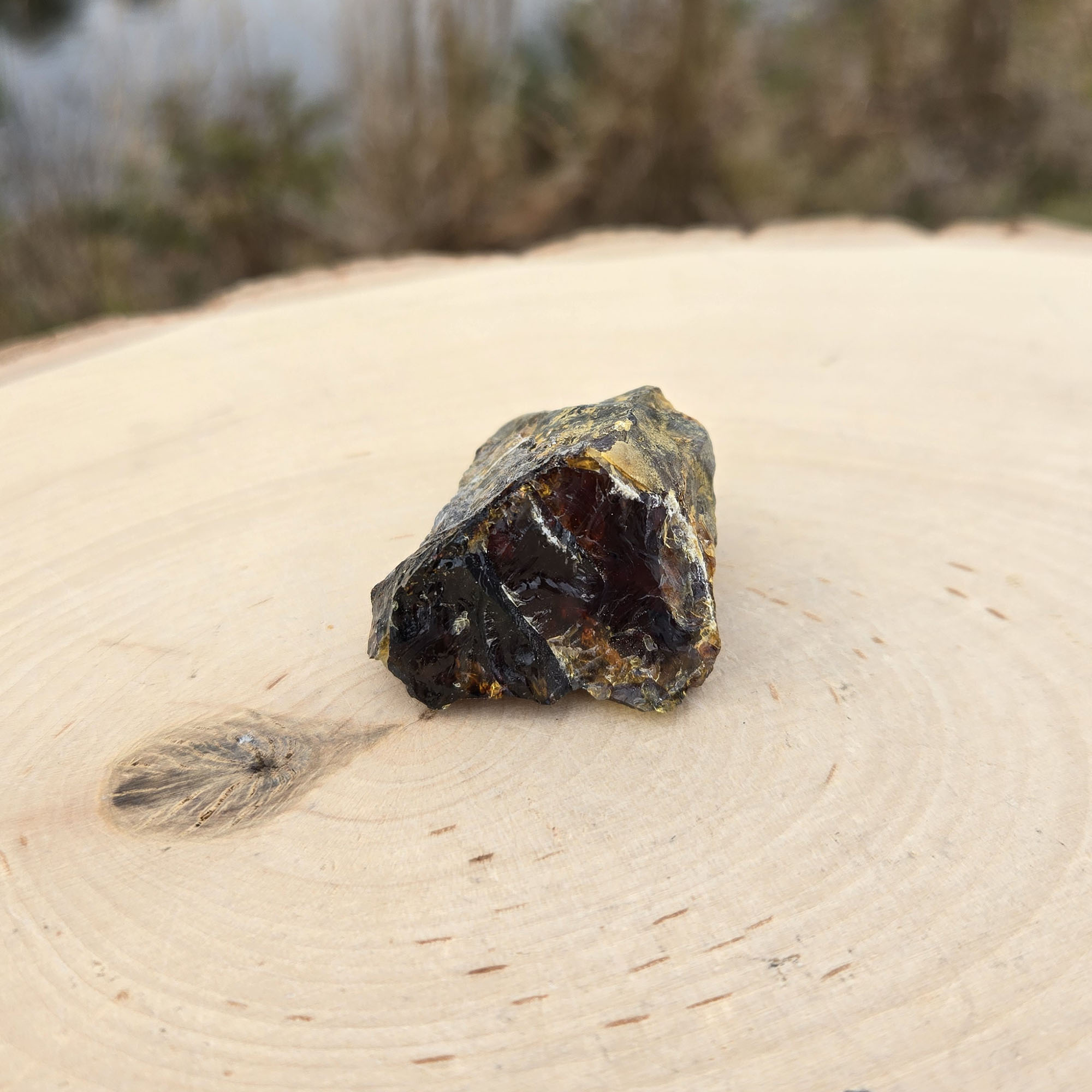 Natural Fluorescent Sumatra Amber - Crystal Vaults