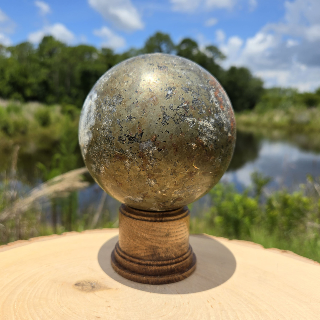 Lucky Money Attraction Sphere Kit - Crystal Vaults