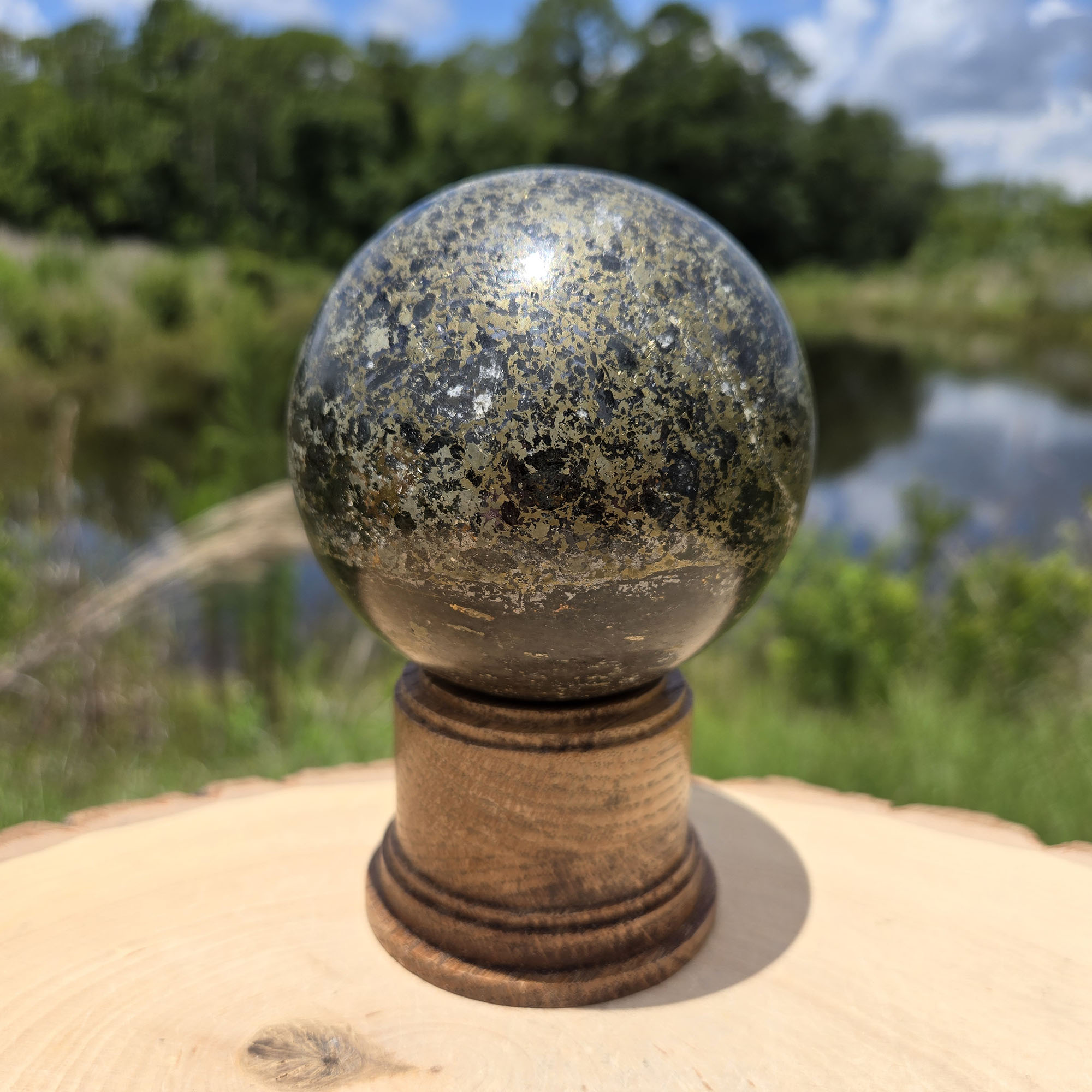 Lucky Money Attraction Sphere Kit - Crystal Vaults